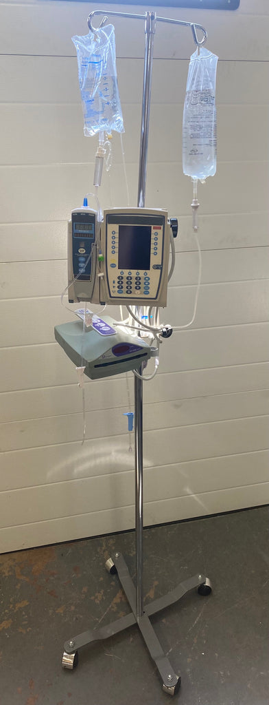 Fully Dressed IV Pole W/ Alaris Pump – Stewart Medical Props